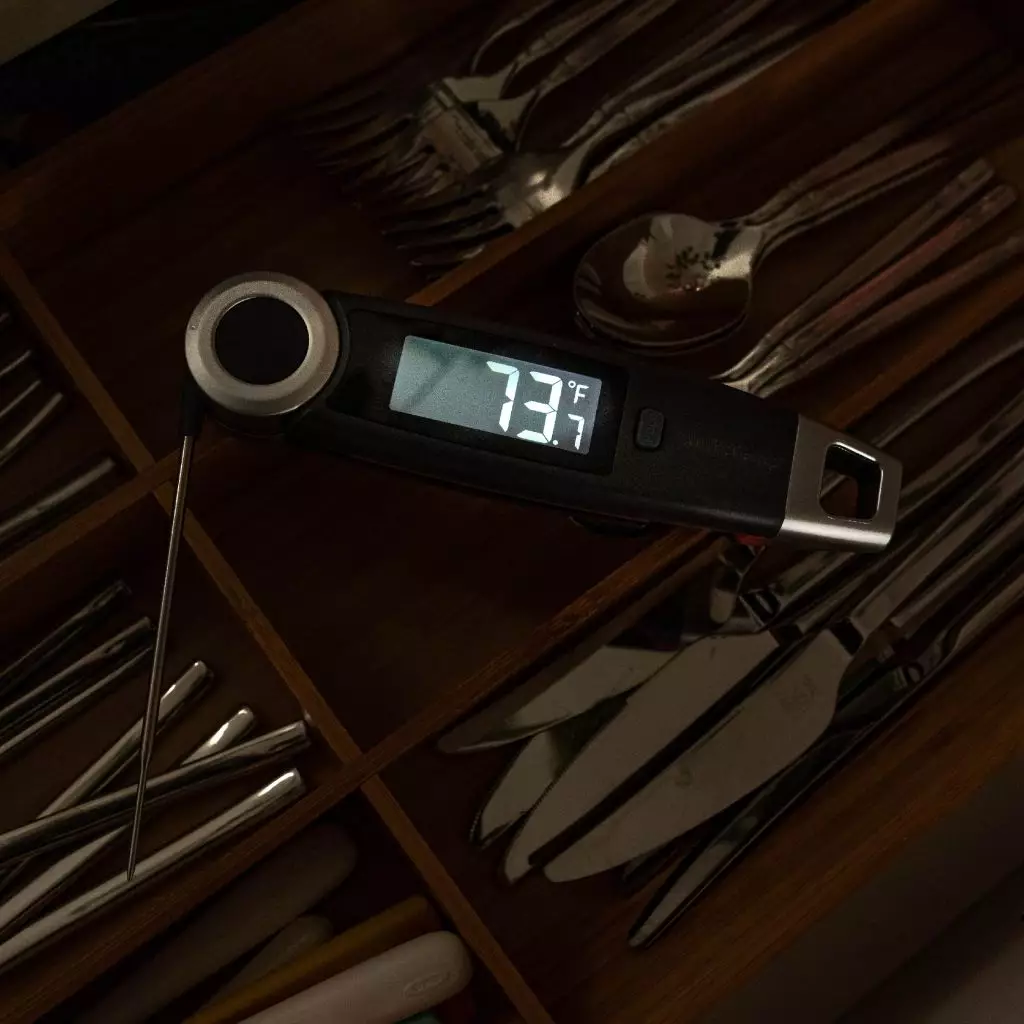 ChefsTemp Finaltouch X10 instant read meat thermometer